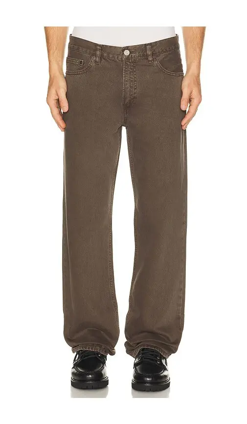 FRAME Relaxed Jean In Brown - Brownstone