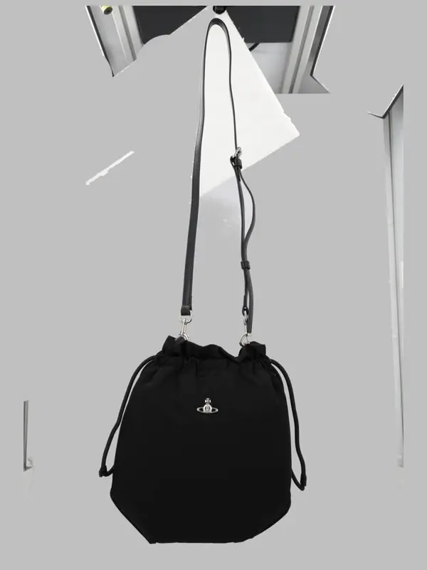 VIVIENNE WESTWOOD Women - Black