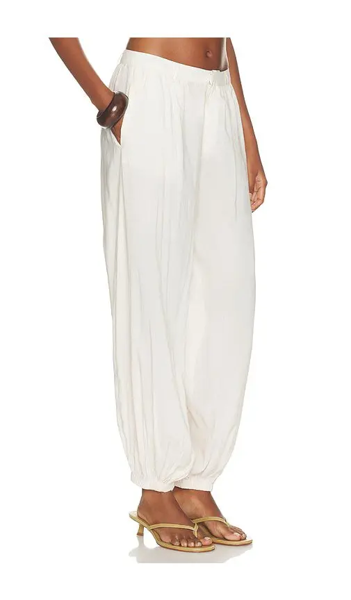 WeWoreWhat Balloon Trouser In White - Cloud