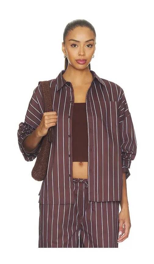 WeWoreWhat Cropped Button Front Shirt In Brown - Espresso Blue