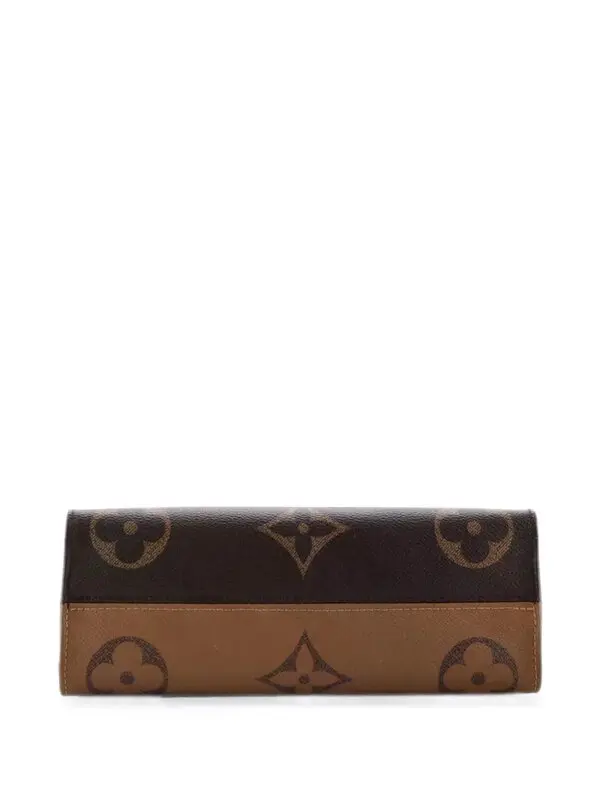 LOUIS VUITTON Onthego Tote Reverse Monogram Giant East West Shoulder Bag