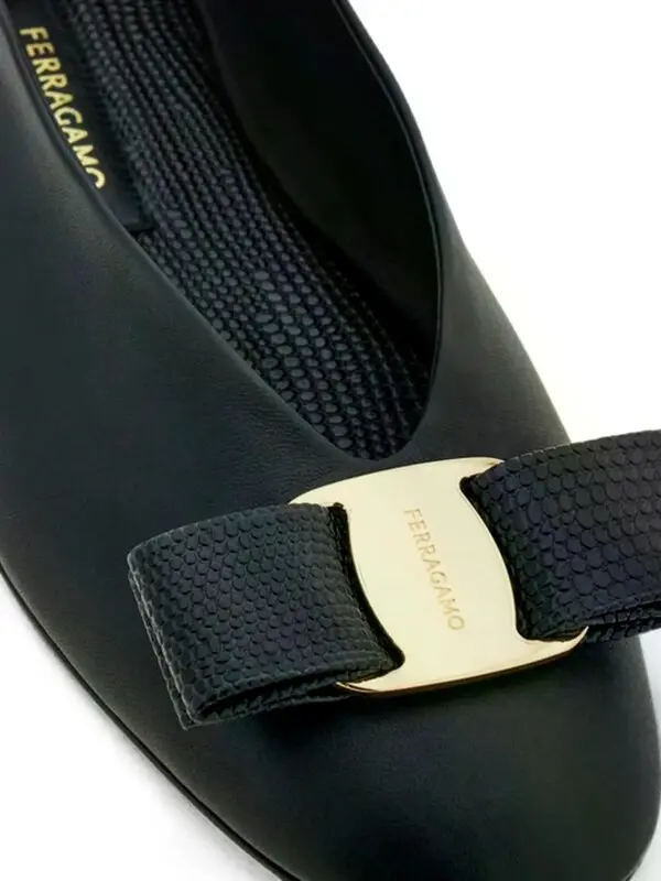 FERRAGAMO Vara Bow-detail Ballet Flats - Black