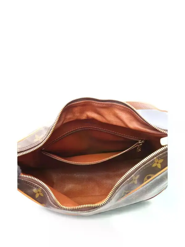 LOUIS VUITTON 1990 Pm Boulogne Monogram Shoulder Bag