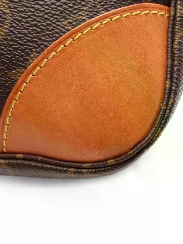 LOUIS VUITTON 1990 Pm Boulogne Monogram Shoulder Bag