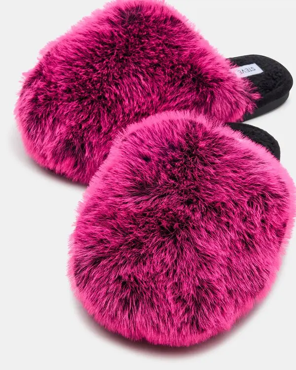 Steve Madden Poof Slip-on Flats