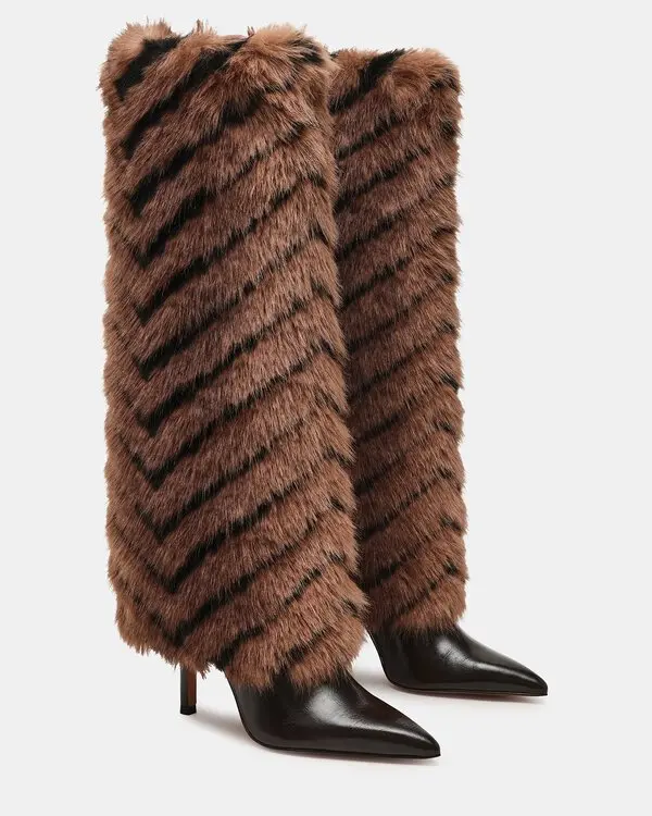 Steve Madden Icon Boot & Saga Faux Fur Bag Bundle