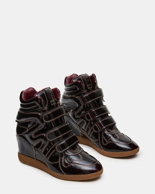 Steve Madden Mavis Sneaker & Scoop Bag Bundle