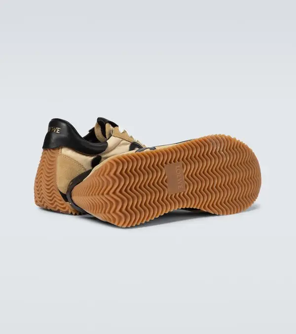 Loewe Flow Runner Sneakers - Brown
