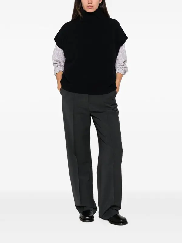 NICHOLSON & NICHOLSON Wool Vest
