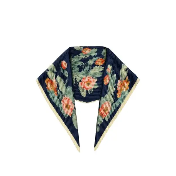 Saachi Floral Pleated Navy Bandana