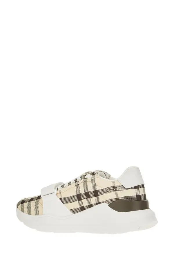 Burberry Shoes Sneakers - Multicolor