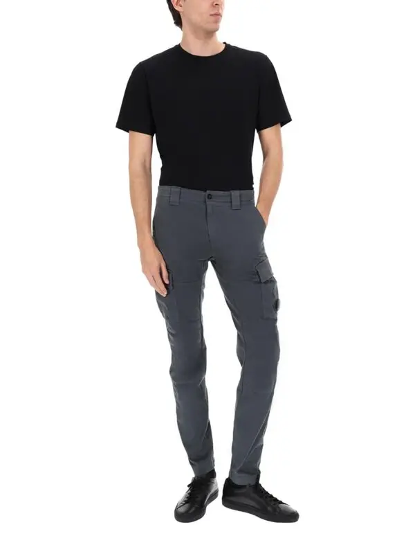 C.P. COMPANY Pantalone Cargo Con Patch Logo