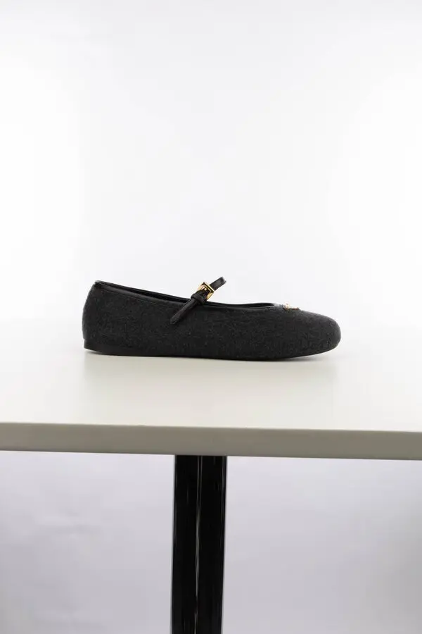 Prada Shoes Flats - Multicolor
