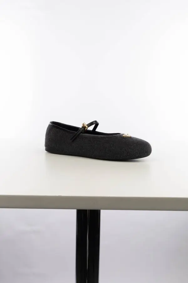 Prada Shoes Flats - Multicolor