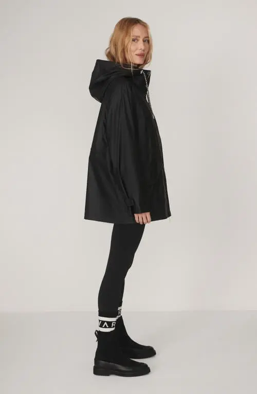 Varley Orlen Short Rain Jacket