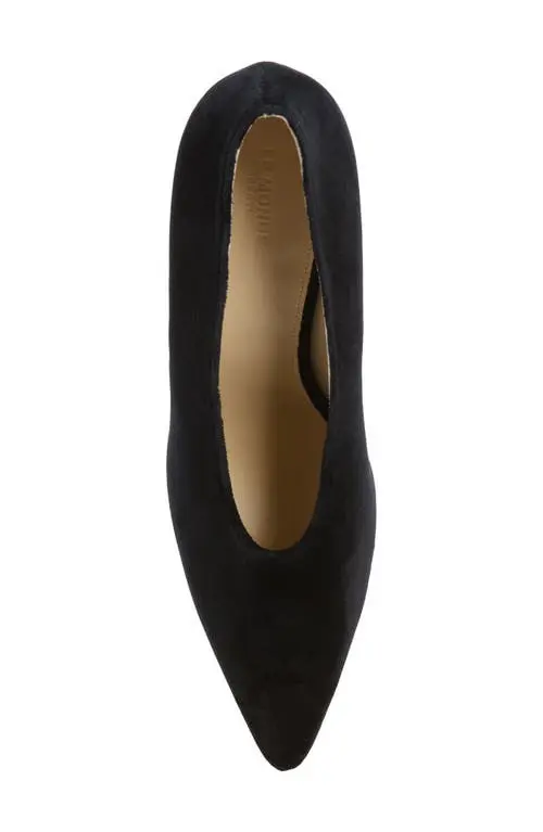 Le Monde Beryl Petra Velveteen Pump