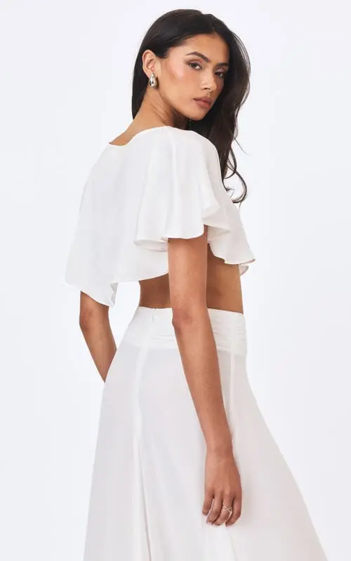 MISS CIRCLE NEW YORK Yarae Satin Boat Neck Cape Top