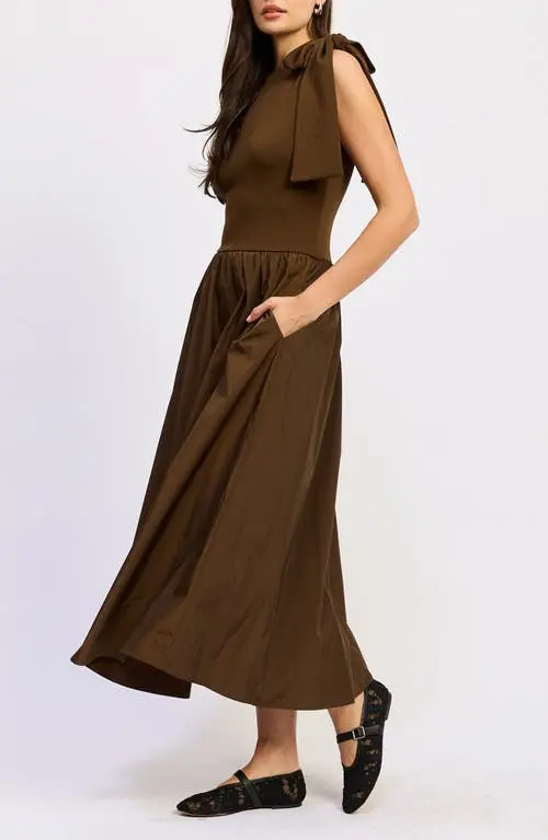 EN SAISON Jane Sleeveless Mixed Media Maxi Dress