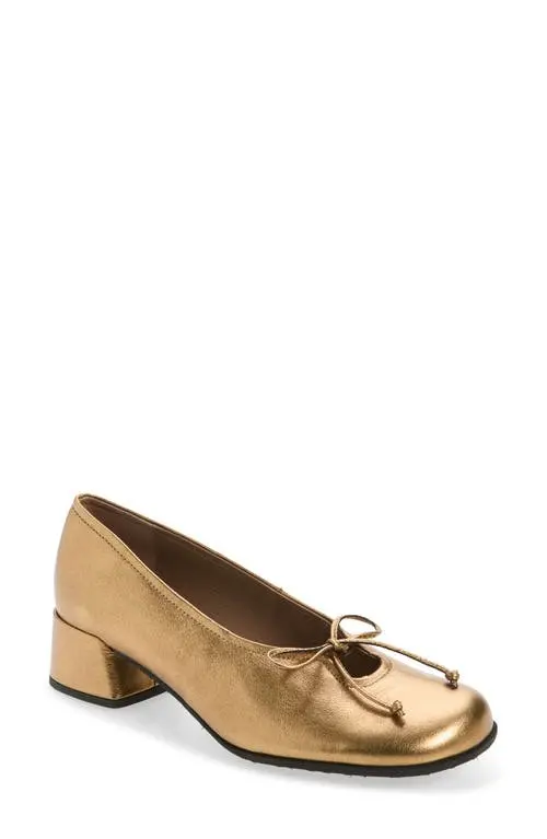 WONDERS Block Heel Pump - Gold