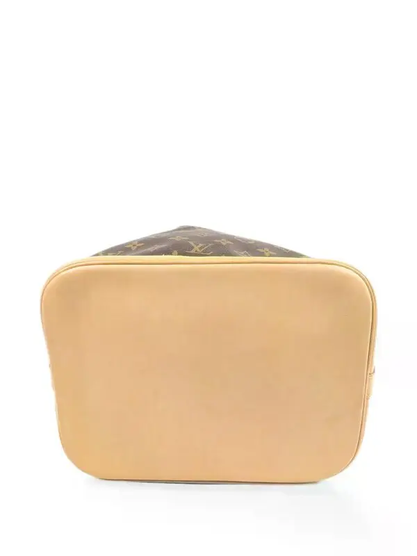 LOUIS VUITTON Petit Noé Monogram Bucket Bag