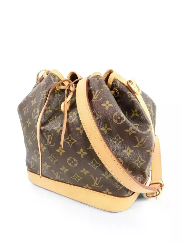 LOUIS VUITTON Petit Noé Monogram Bucket Bag
