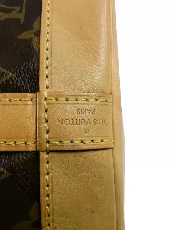 LOUIS VUITTON Petit Noé Monogram Bucket Bag