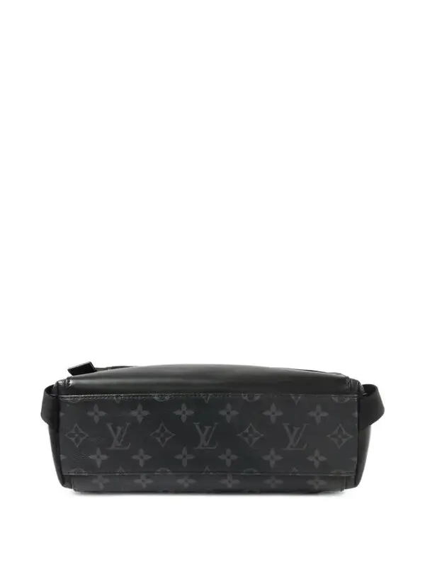 LOUIS VUITTON Monogram Eclipse Messenger Voyage Pm Cross Body Bag
