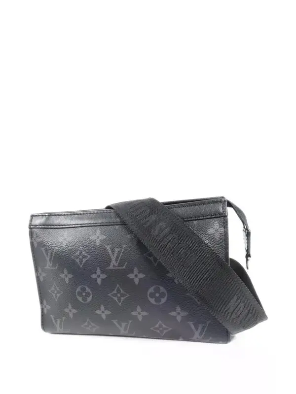 LOUIS VUITTON Monogram Eclipse Gaston Messenger Bag - Black