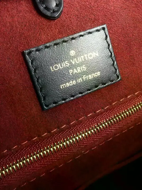 LOUIS VUITTON Onthego Monogram Empreinte Tote Bag