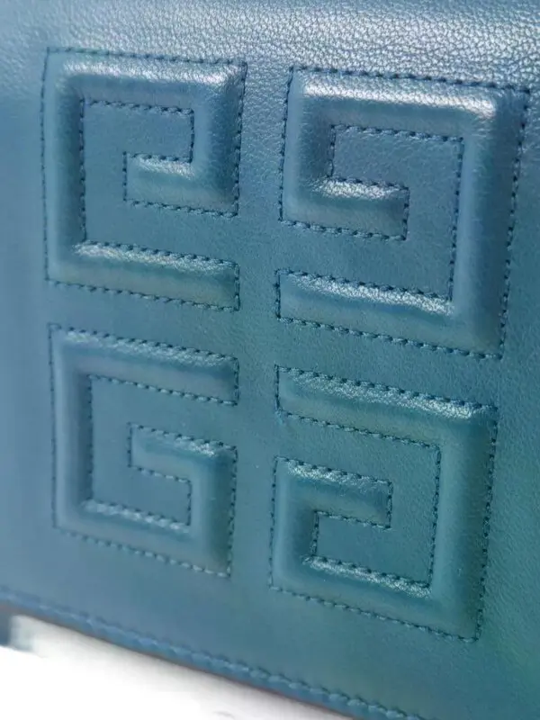 Givenchy 4g Chain Shoulder Bag