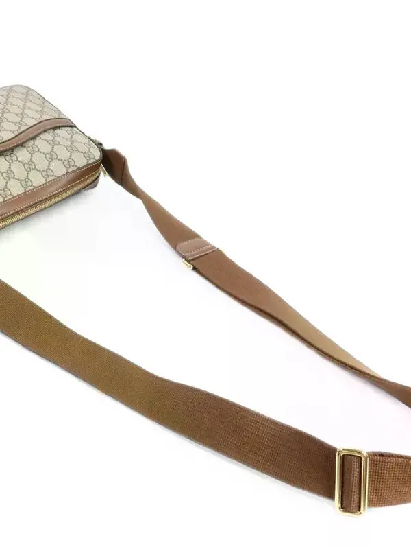 Gucci Gg Supreme Shoulder Bag