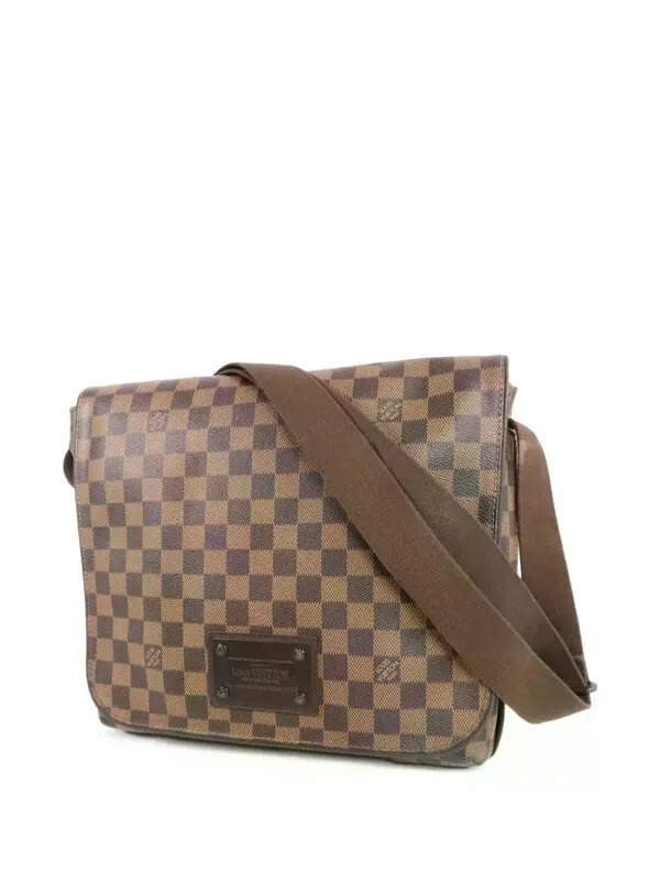 LOUIS VUITTON Mm Brooklyn Damier Ebene Canvas Messenger Bag