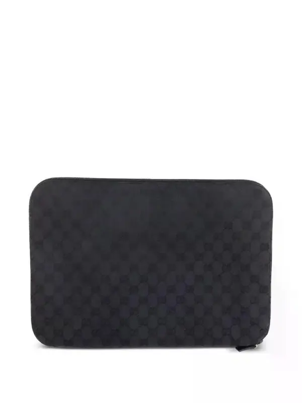 Gucci Gg Supreme Clutch Bag