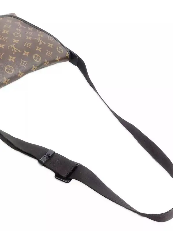 LOUIS VUITTON Monogram Macassar Magnetic Messenger Bag