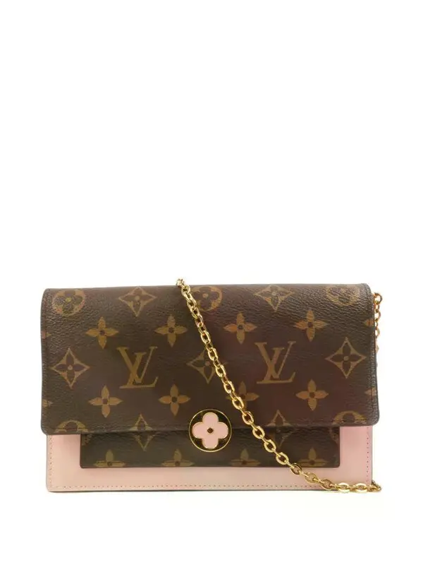 LOUIS VUITTON Monogram Flore Chain Wallet