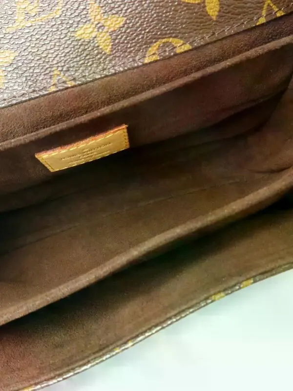 LOUIS VUITTON Pochette Métis Monogram-canvas Shoulder Bag - Brown