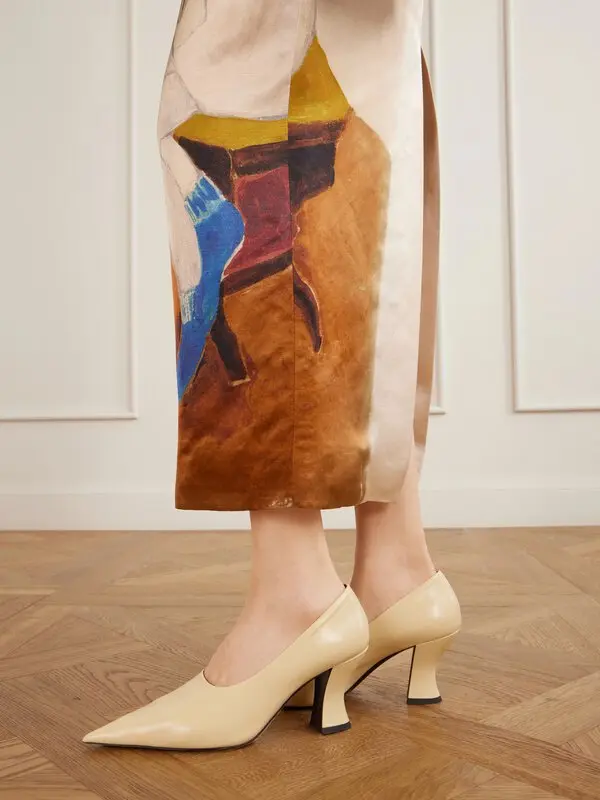 Khaite Colleen 75 Leather Pumps - Neutrals