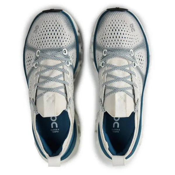 On Gradient Mesh Running Shoes - White