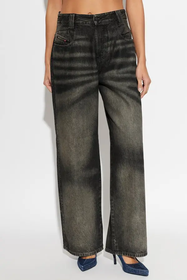 DIESEL® 1982 D-hakou-fsj2’ Jeans