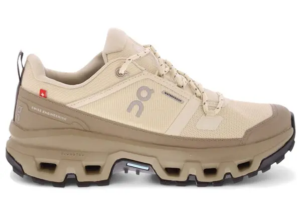 On Running Cloudrock Low Waterproof