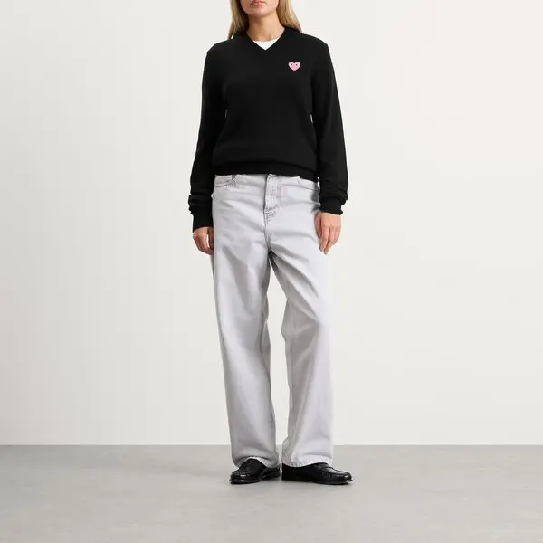 Play Comme Des Garcon Pink Heart V Neck Jumper - Black