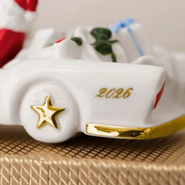 VILLEROY & BOCH Christmas Classics 2026 Santa In Car Ornament