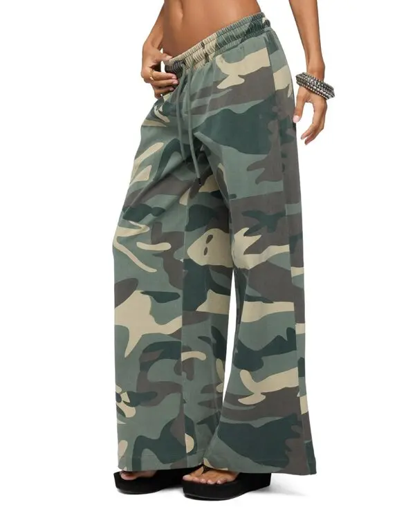 EDIKTED Allen Camo Wide Leg Sweatpants