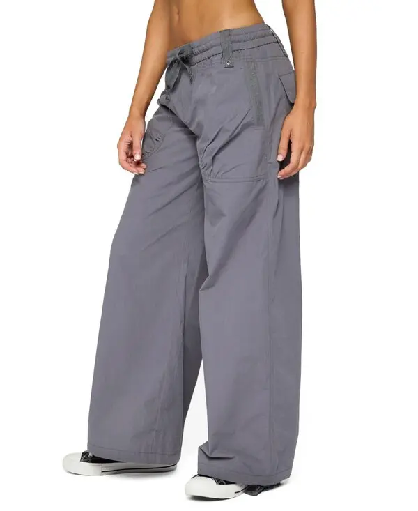EDIKTED Kathleen Oversized Cotton Cargo Pants
