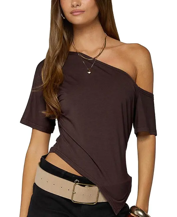 EDIKTED Elori Asymmetric Off Shoulder Top - Brown
