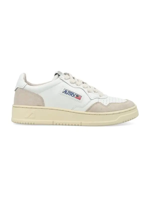 AUTRY Inspired Medalist Suede & Leather Tennis Sneaker With Personalized Logo Details - Bianco