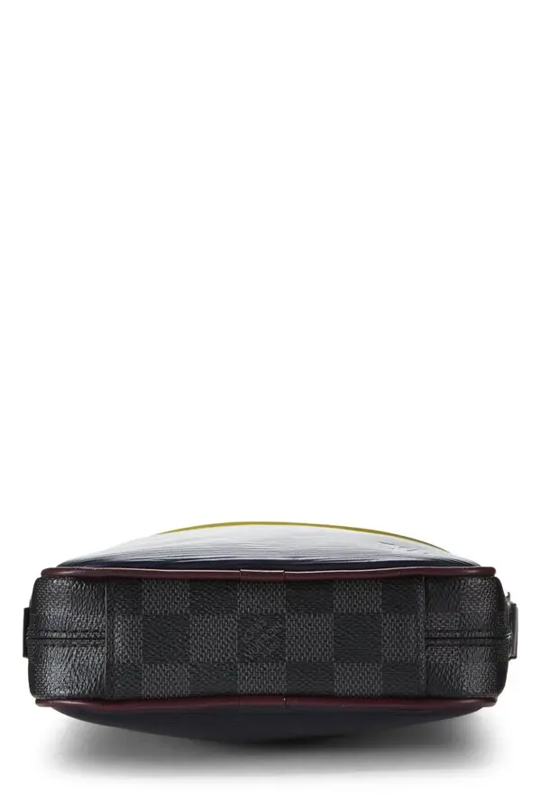 LOUIS VUITTON Multicolor Epi Danube