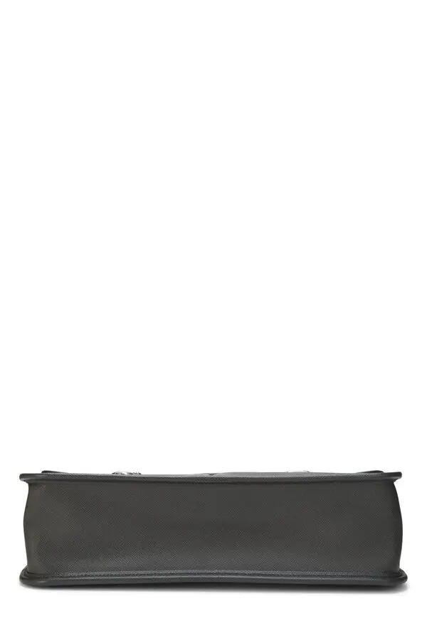 LOUIS VUITTON Taiga Anton Briefcase