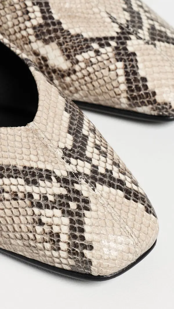 MARGAUX LONNBERG The Phoebe Flats