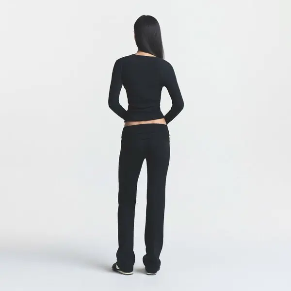SKIMS Foldover Pants | Black | | Essential Sweaters